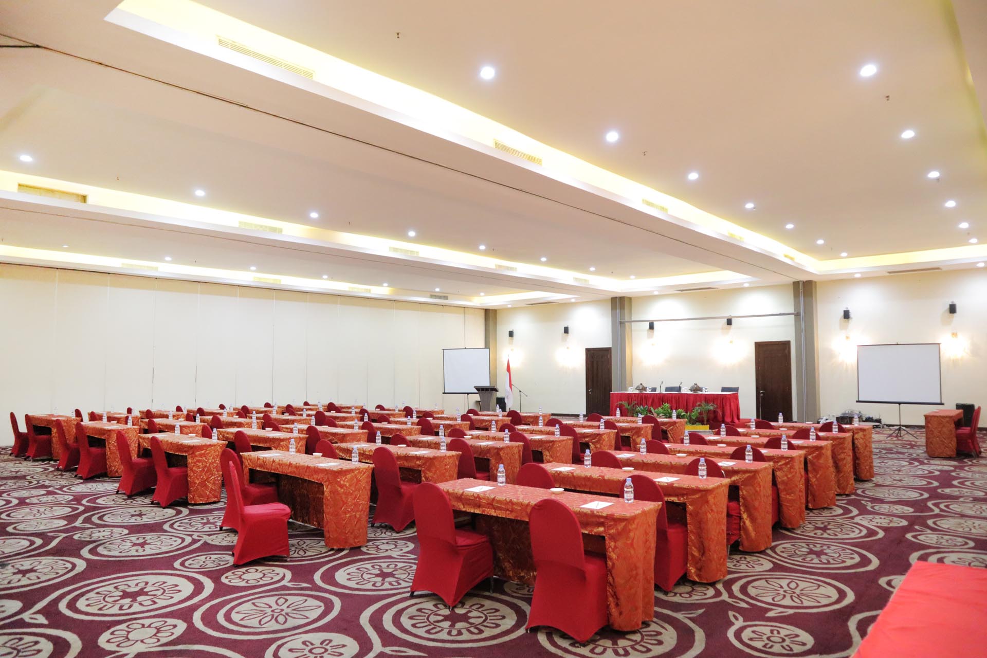 Gallery | Sutan Raja Hotel & Convention Palu